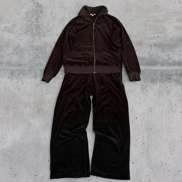 Juicy Couture | Pants | Y2k Mens Juicy Couture Velour Track Suit | Poshmark